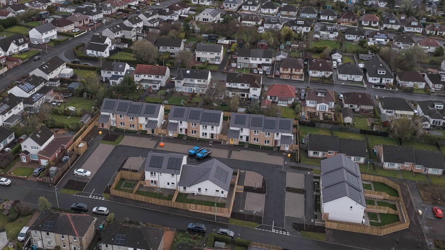 The JR Group hands over 17 new homes at Millerston development ...
