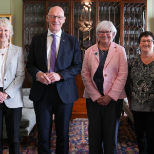 First Minister hosts Bute House meeting to discuss support for housing ...